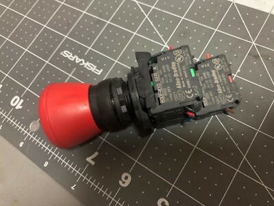 ALLEN BRADLEY LATCHING E/STOP + 800F-X01 & 800F-X10 CONTACT BLOCKS USED ...