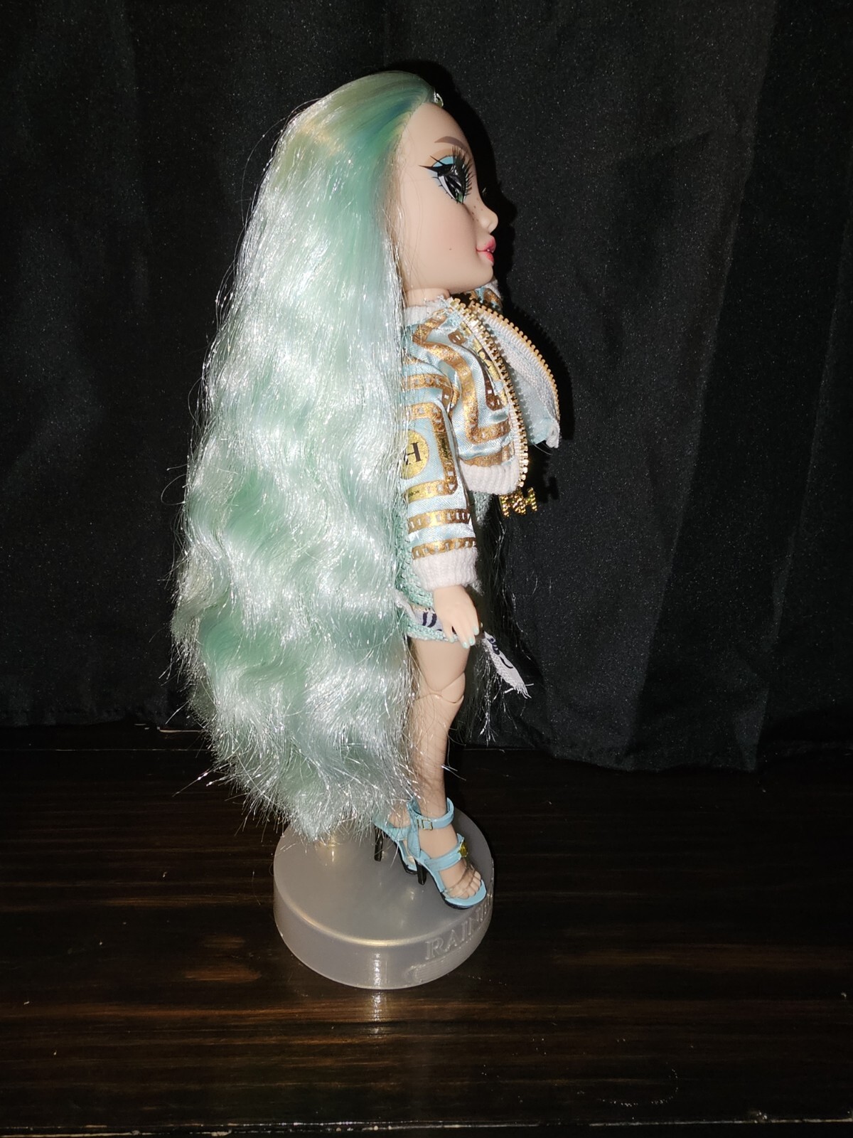 MGA Entertainment Rainbow High Series 3 Daphne Minton Fashion Doll