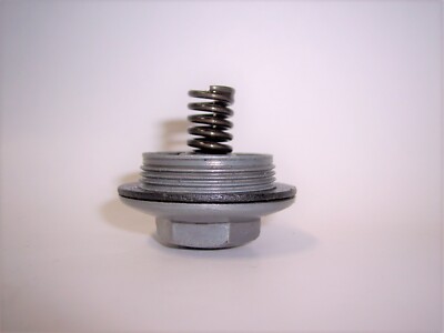 TRIUMPH TRIDENT OIL FILTER CAP COVER T150 BSA ROCKET 3 A75 750 | eBay