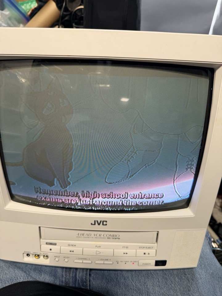 🔥2001 JVC 13" CRT TV/VCR Combo TV-13142W VHS ~White~Tested Works NO ...