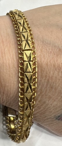 Vintage Women’s 7” Diamond Cut Gold Tone Box Clasp Safety Chain ...