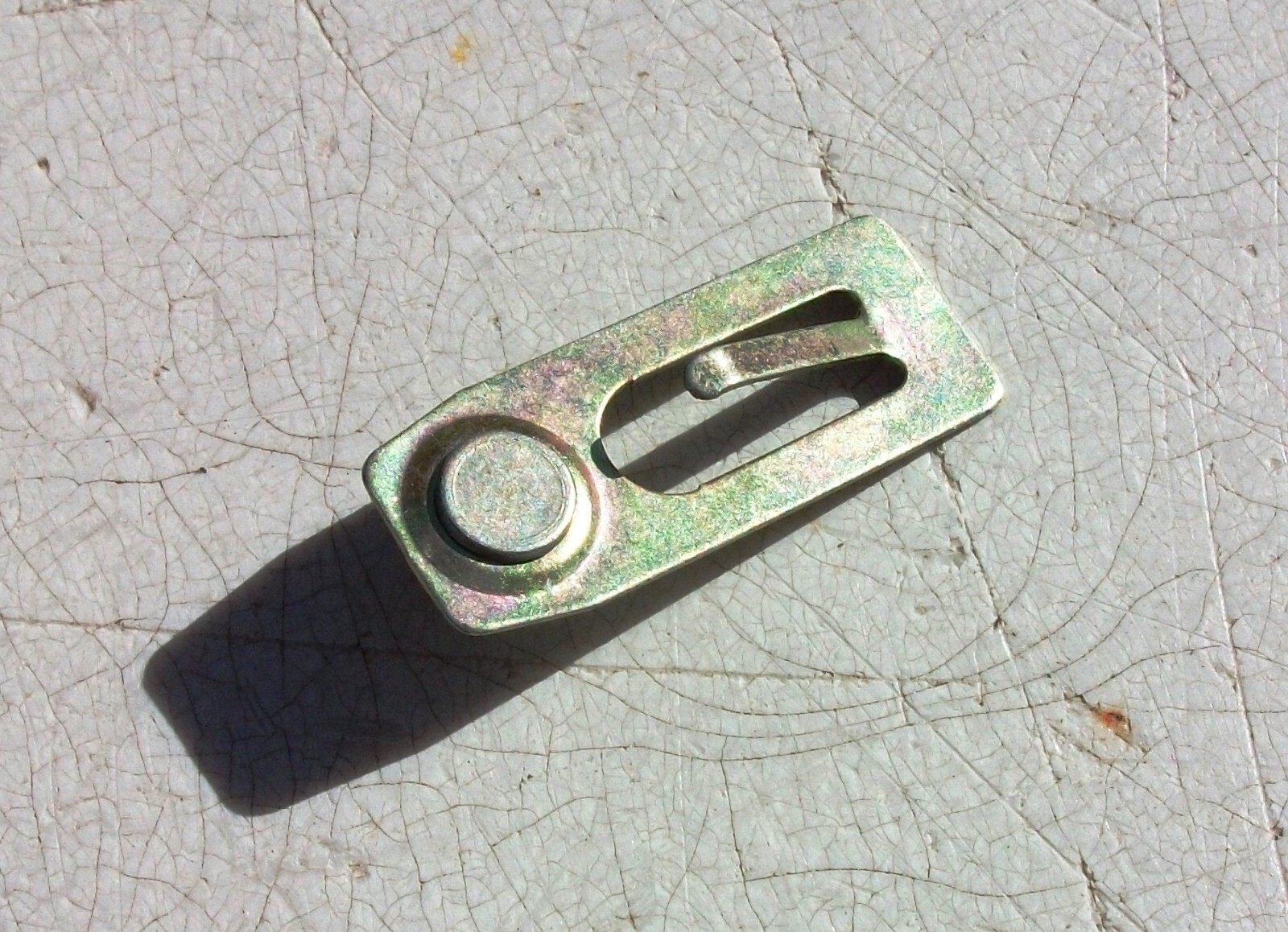 NOS NEW OLD STOCK CENTER CONSOLE CLIP SUITS HD HR HOLDEN PREMIER CENTRE ...