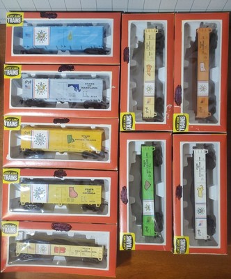 Collection (9) HO Bi-centennial 1776 Cars - Reefers and Gondola w loads ...