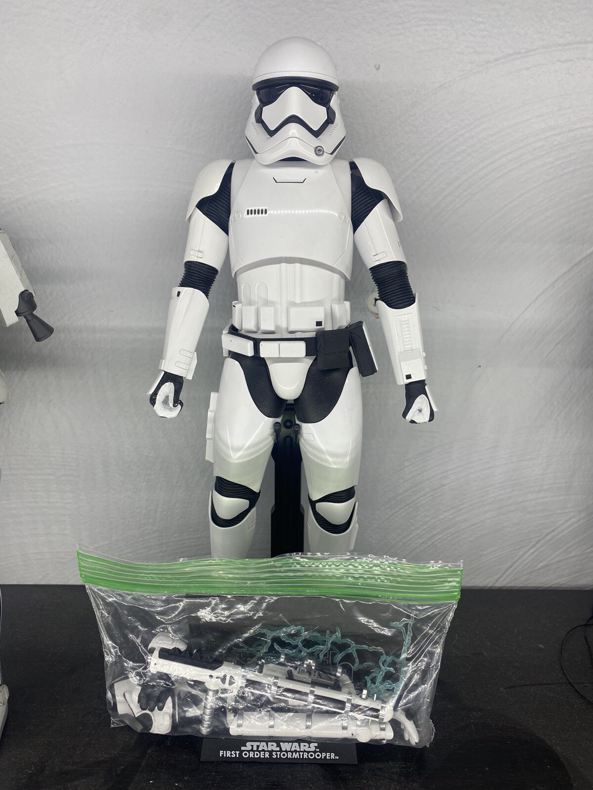Hot Toys Star Wars 1st Order Riot Control Stormtrooper | eBay