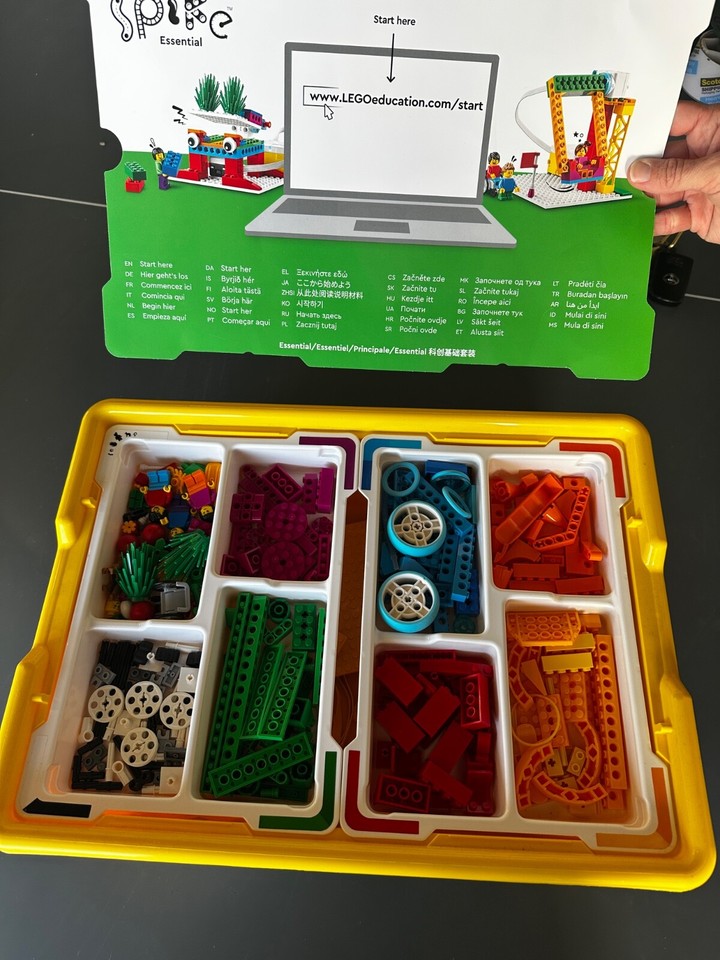 LEGO Education SPIKE Essential Set 45345 Kit Incomp (missing 3 pieces ...