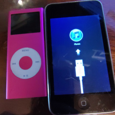 Apple iPod Touch Model A1288 2nd Generation 8GBApple Pink iPod Nano 2nd ...