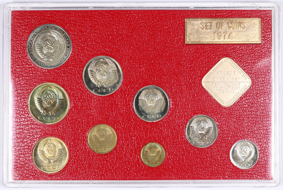 Leningrad Mint 1974 Set of Coins of the USSR with Original Box/Sleeve ...