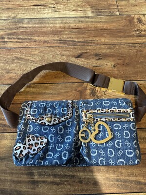 Guess Signature Fanny Pack Quatro G Bumbag Waist Bag Purse Belt Bag ...