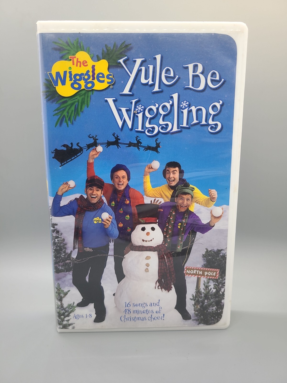 The Wiggles Yule Be Wiggling Vintage VHS, 2002 Clamshell Christmas ...