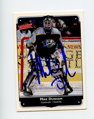 MIKE DUNHAM PREDATORS AUTOGRAPH AUTO 99-00 UPPER DECK VICTORY #155 * ...
