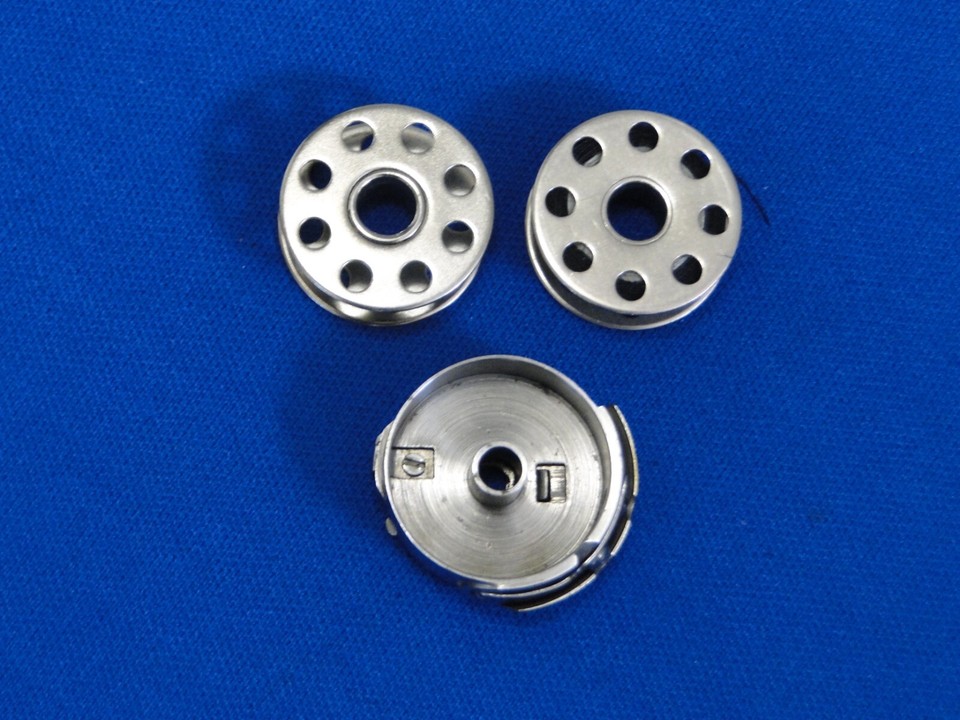 Genuine Original Singer 221 Featherweight Bobbin Case 45750 | eBay