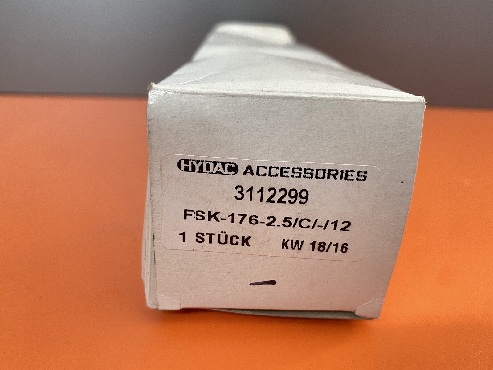 Hydac 3112299 Fluid Level Sensor FSK-176-2.5/C/-/12 | eBay