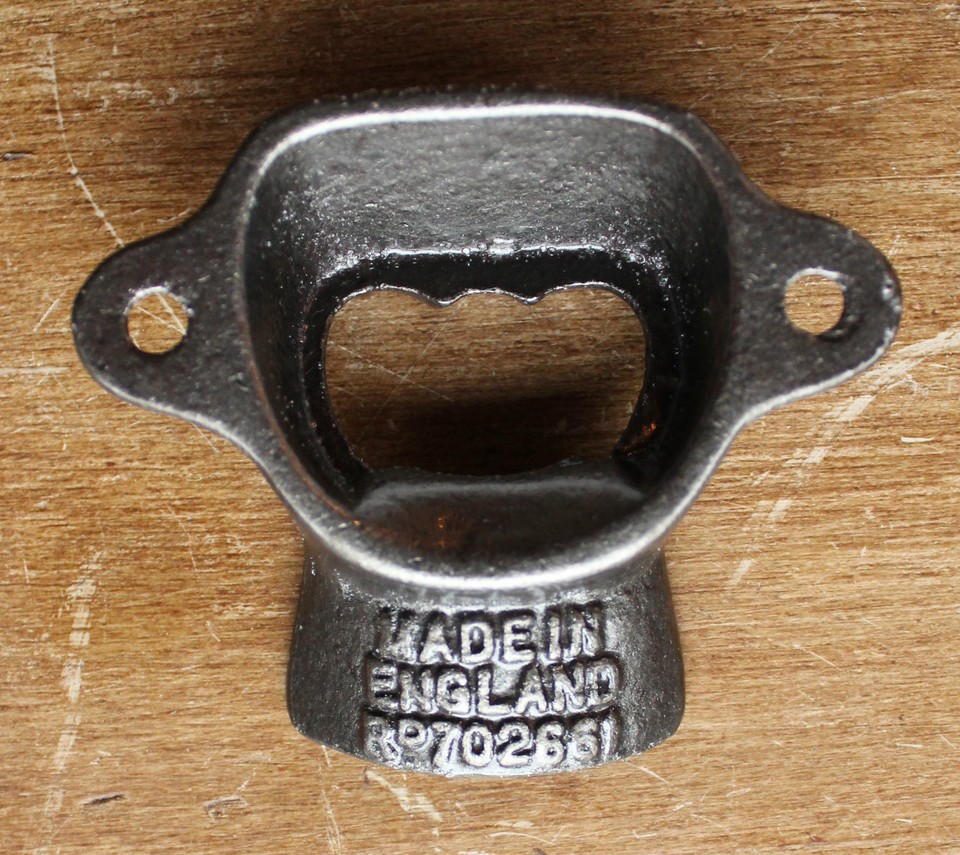 VINTAGE CAST IRON WALL MOUNTED BEER BOTTLE OPENER ANTIQUE OLD STYLE ...