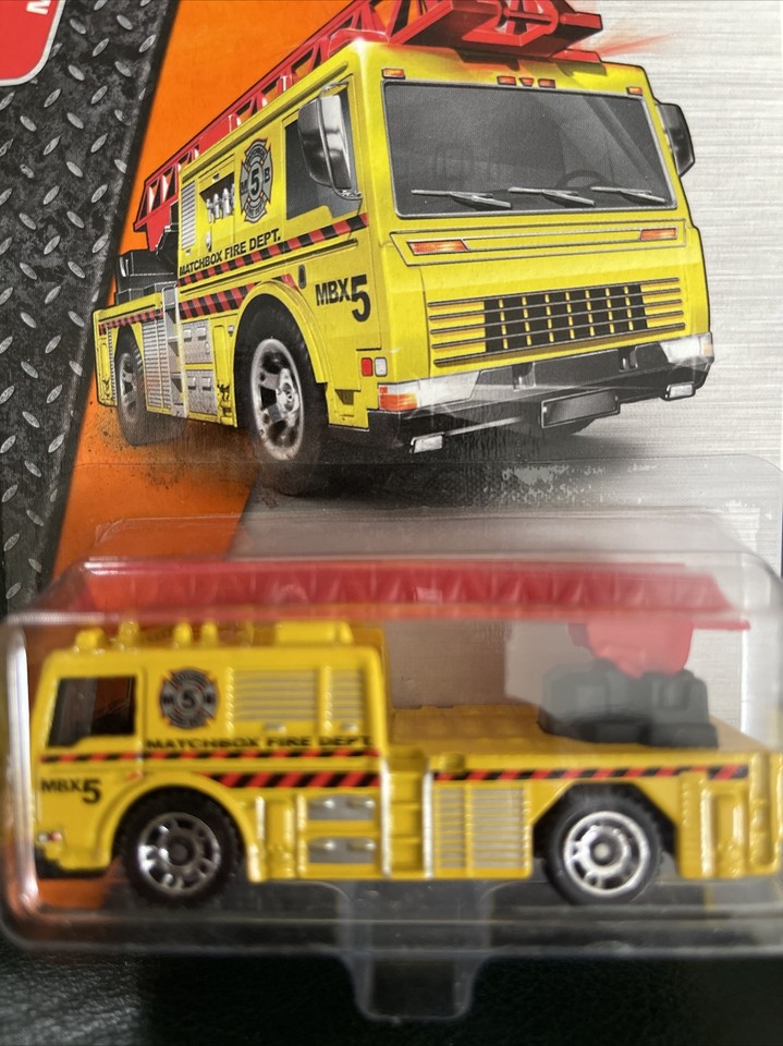 Matchbox 2006 Fire Engine Yellow Truck MBX Heroic Rescue On A Mission ...