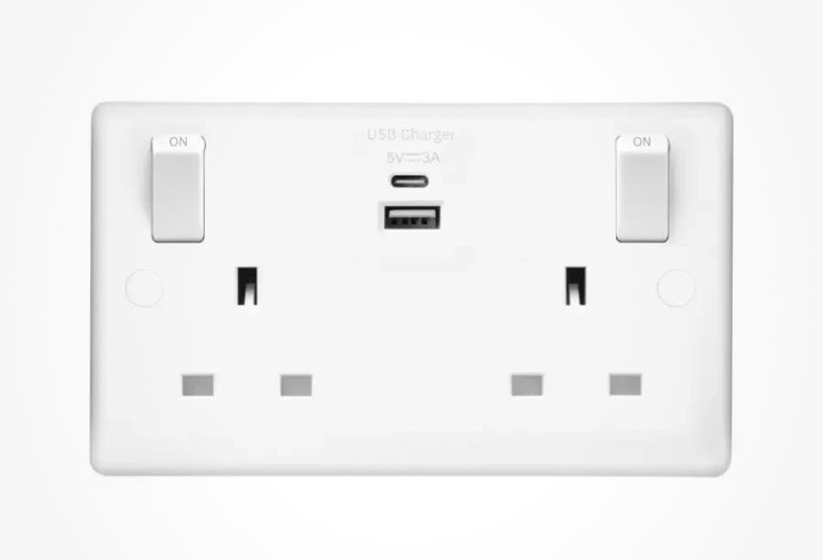 1pc 13A Double Switched Mains Socket & USB Charging 2 Gang 1 x USB A, 1 ...