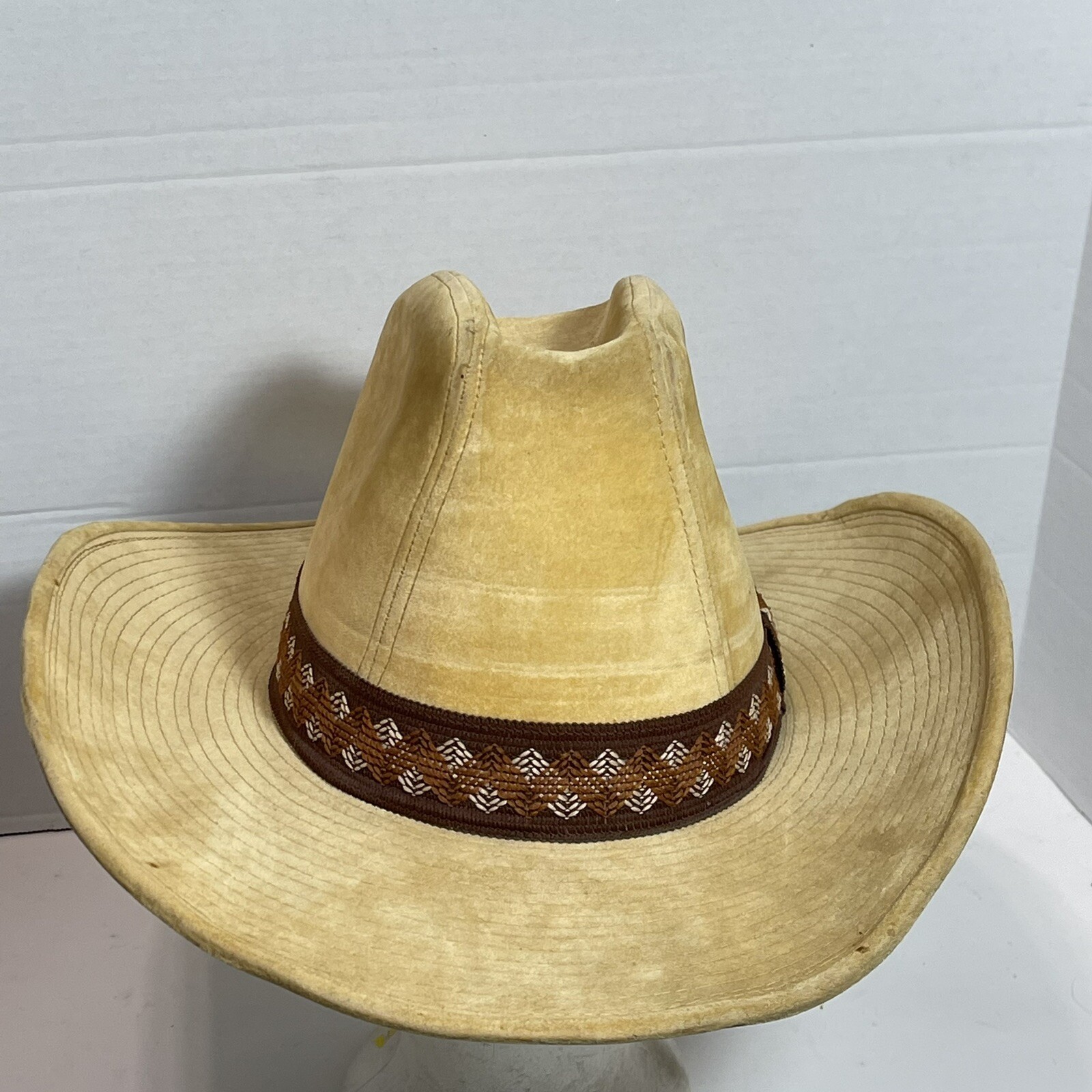 Velveteen Vintage YA Cowboy Hat - Gem