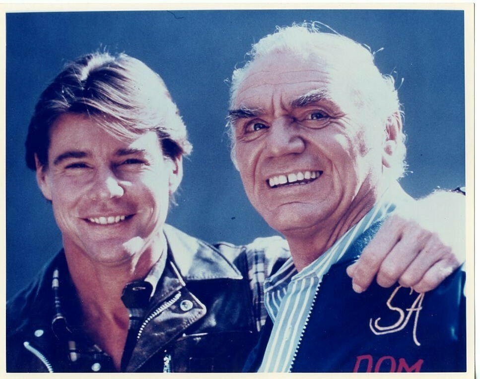 JAN-MICHAEL VINCENT ERNEST BORGNINE AIRWOLF TV SHOW 8X10 # X7501 | eBay