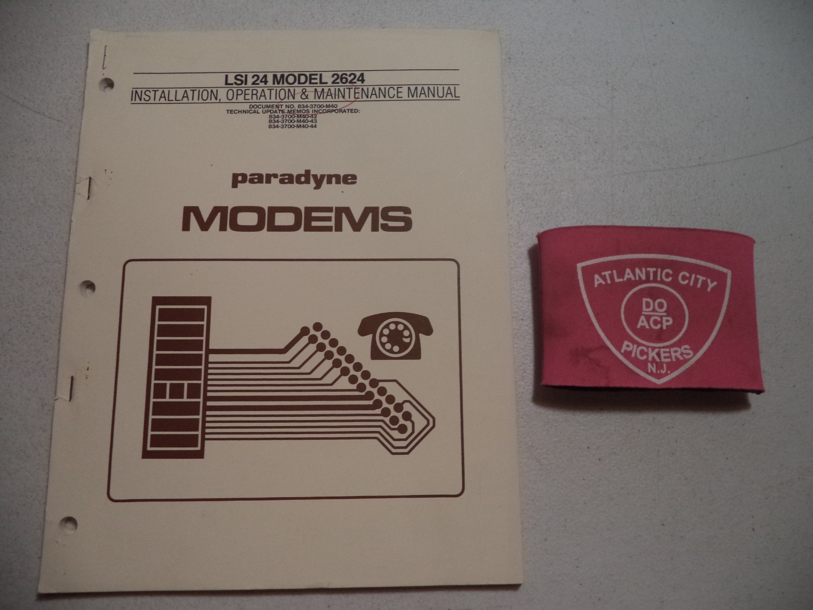 PARADYNE MODEMS LSI 24 MODEL 2624 INSTALLATION, OPERATION & MAINTENANCE ...