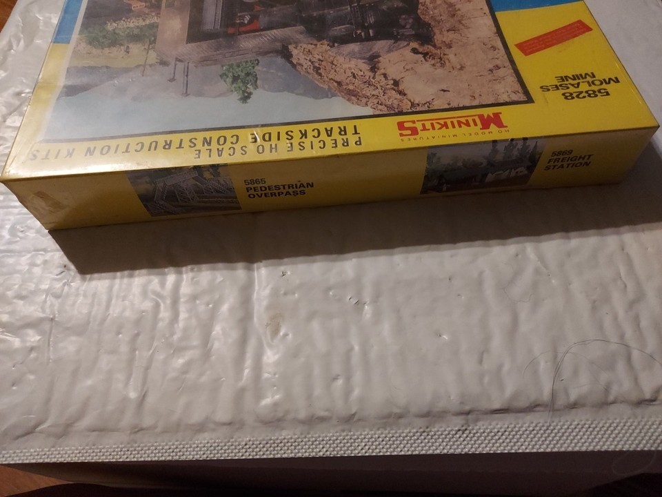 AHM #5828 HO Scale Molases Mine Trackside Construction Kit | eBay