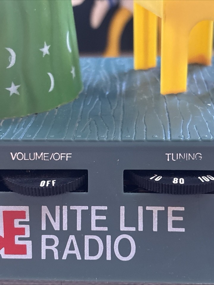 VTG 1970 Walt Disney Mickey Mouse Donald Duck Nite-Lite Radio/Cord ...