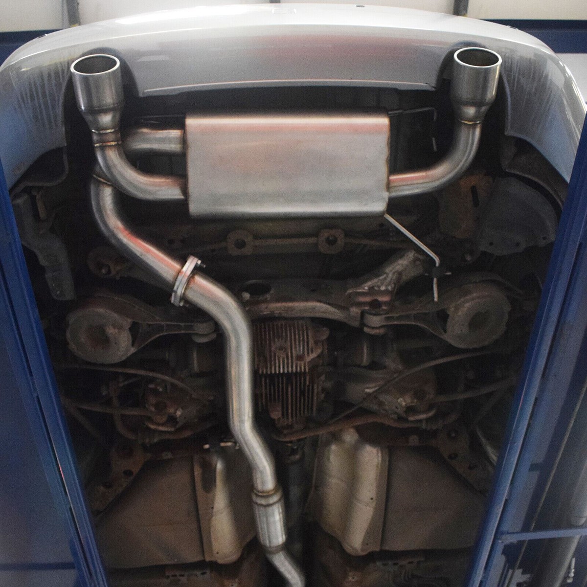 Nissan 350z Exhaust System 2003 2008 Nissan 350Z Exhaust Muffler W/