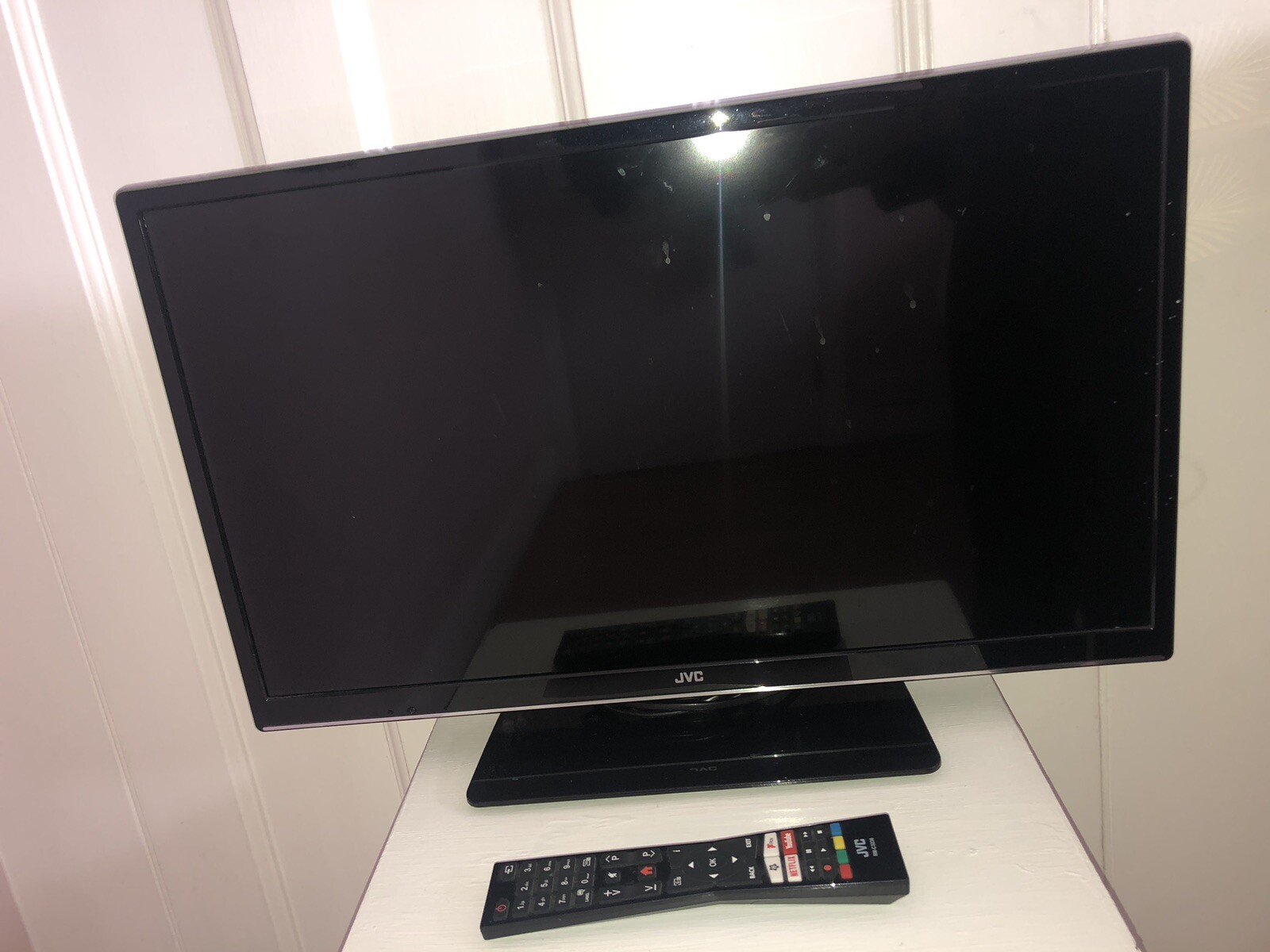 JVC LT-24C680 24" LED HD SMART TV - Black | eBay UK