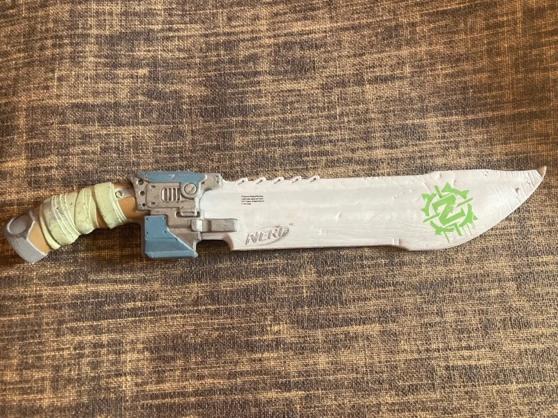 Nerf Zombie Strike Strike Blade