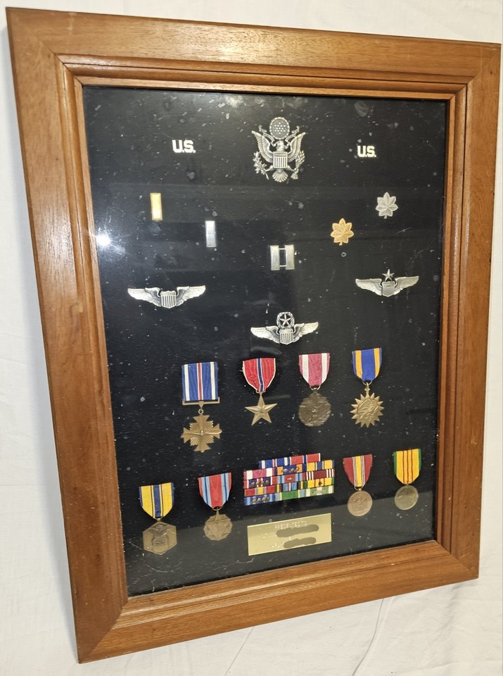 U.S. Air Force Lt Colonel Medal Shadow Box | Pilot Wings, Service ...
