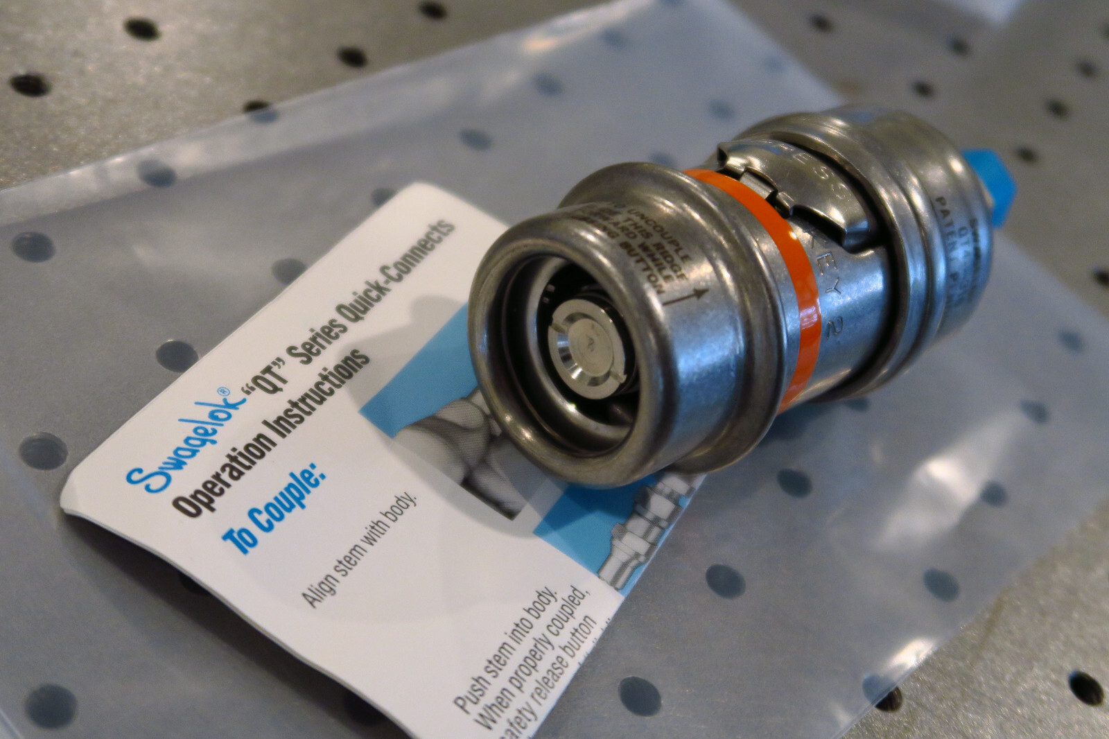 NOS Swagelok QT4-316 Quick Connect Set SS-QT4-D-400 SS-QT4-B-4PM | eBay