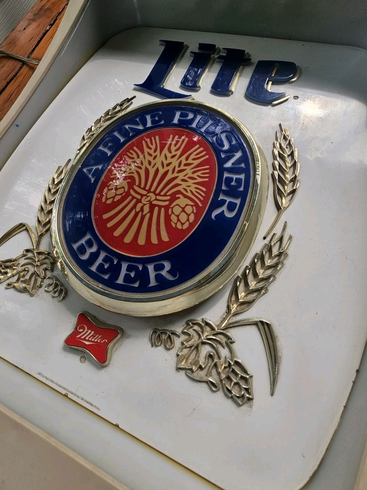 Vintage Light Miller Lite Beer Everbrite Wall Sign 19" x 14" - Working ...