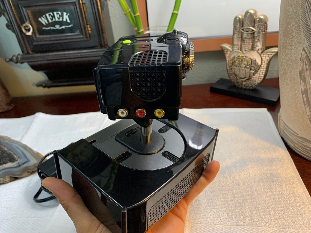 Eyeclops Projector Hack