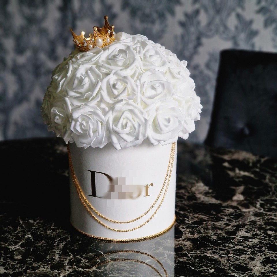Large Gorgeous Artificial Rose Box, Floral Arrangement, Flower Box, Hat ...