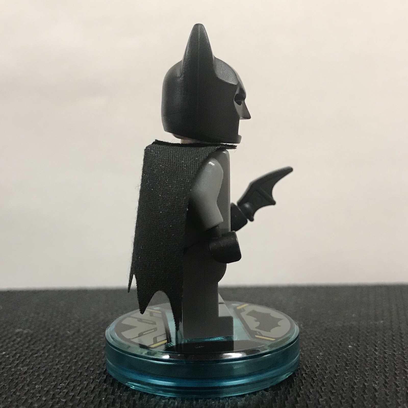 LEGO Gray Batman Minifigure w/ Character Game Disc | Authentic LEGO ...