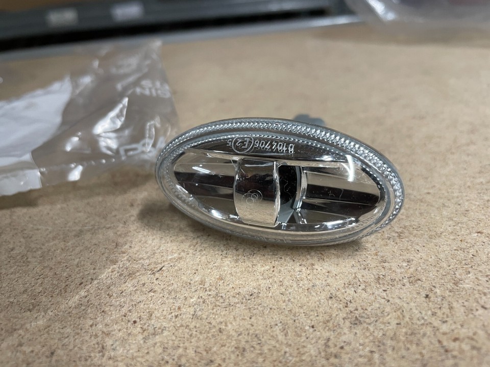 GENUINE SIDE INDICATOR LAMP CITROEN C1 C2 PEUGEOT 107 108 206 301 6325 ...