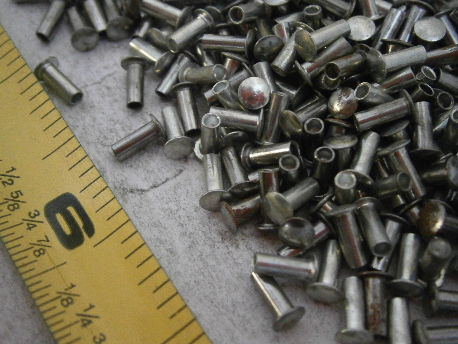Chicago R-3715x7/32 Semi-Tubular Rivets .088" OD 7/32 Long Steel Lot of ...