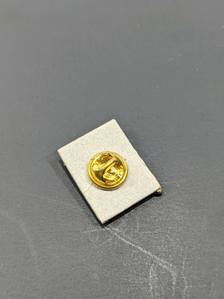 AMERICAN FLAG LAPEL PIN SMALL MADE IN USA Hat Tie Tack Pinback ...