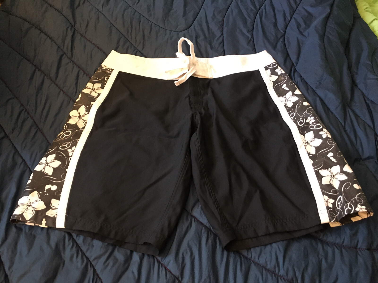 Del Sol Womens XL Color Changing Board Shorts - Gem