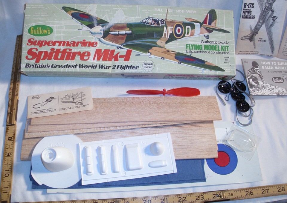 GUILLOWS SUPERMARINE SPITFIRE WWII GAS BALSA AIRPLANE MODEL KIT BOXED ...