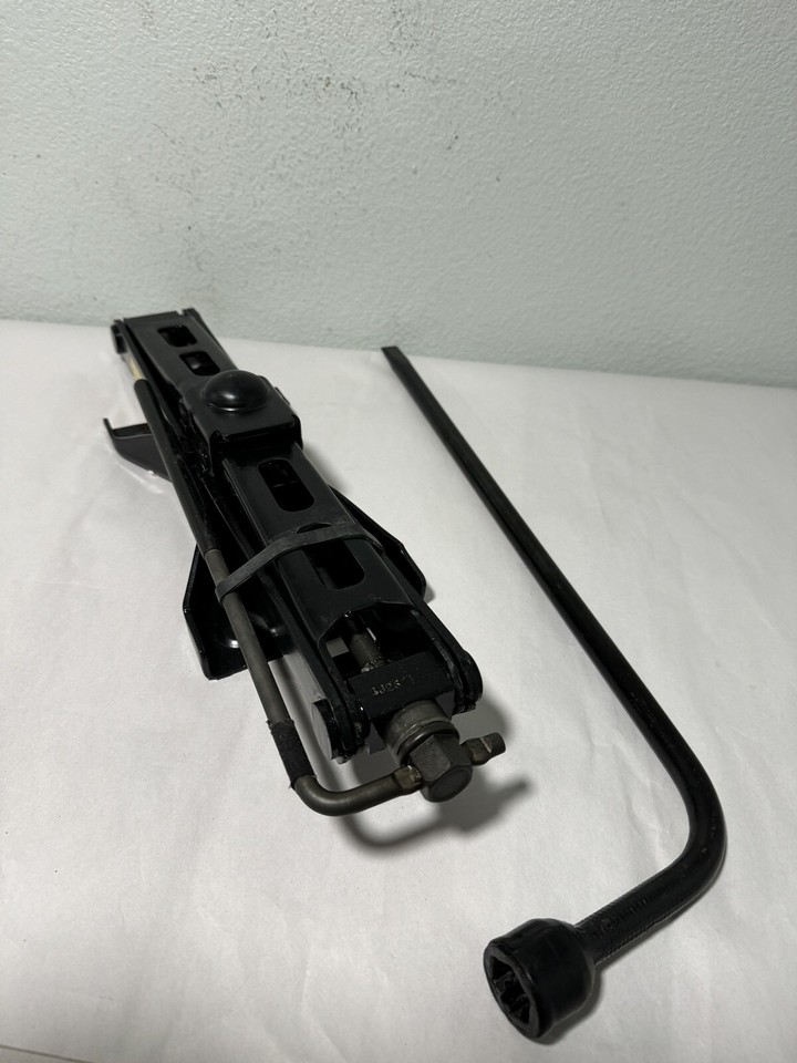 GMC Jimmy - Factory Jack Set (Jack, Lug Wrench, 1995-1997 | eBay