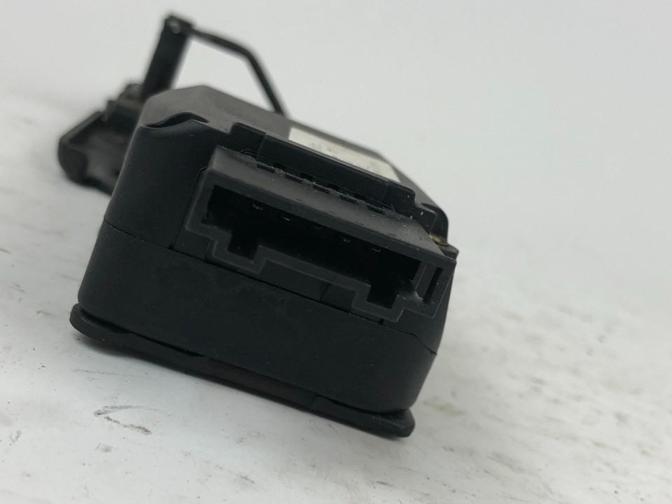 Audi Q5 8R Trunk Tailgate Liftgate Lock Latch Striker Motor 4F9827383E ...