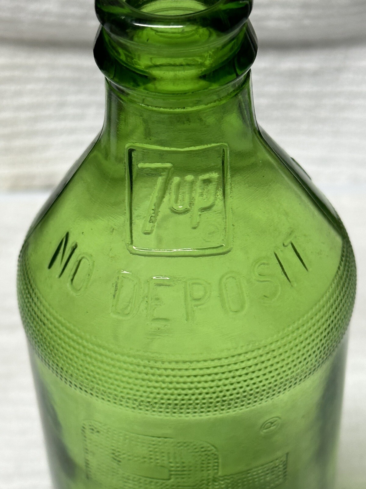 7-UP Green Bottle Embossed 7UP each side. Circa 1968. 16oz | eBay