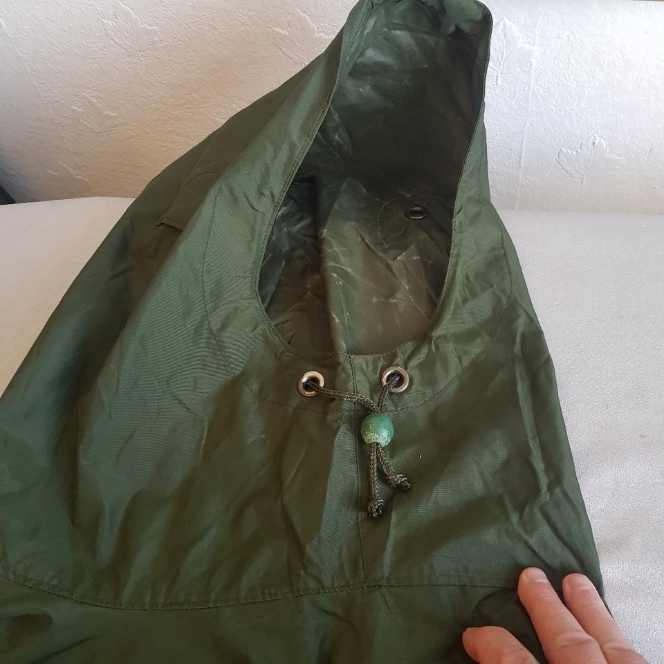 genuine british army issue 58 pattern olive green poncho + poncho roll ...