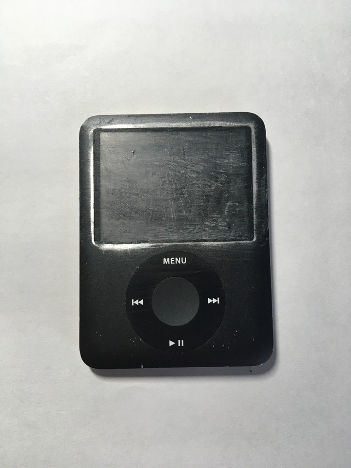 ipod nano 3rd generation 8gb dark grey - works but in bad shape | eBay
