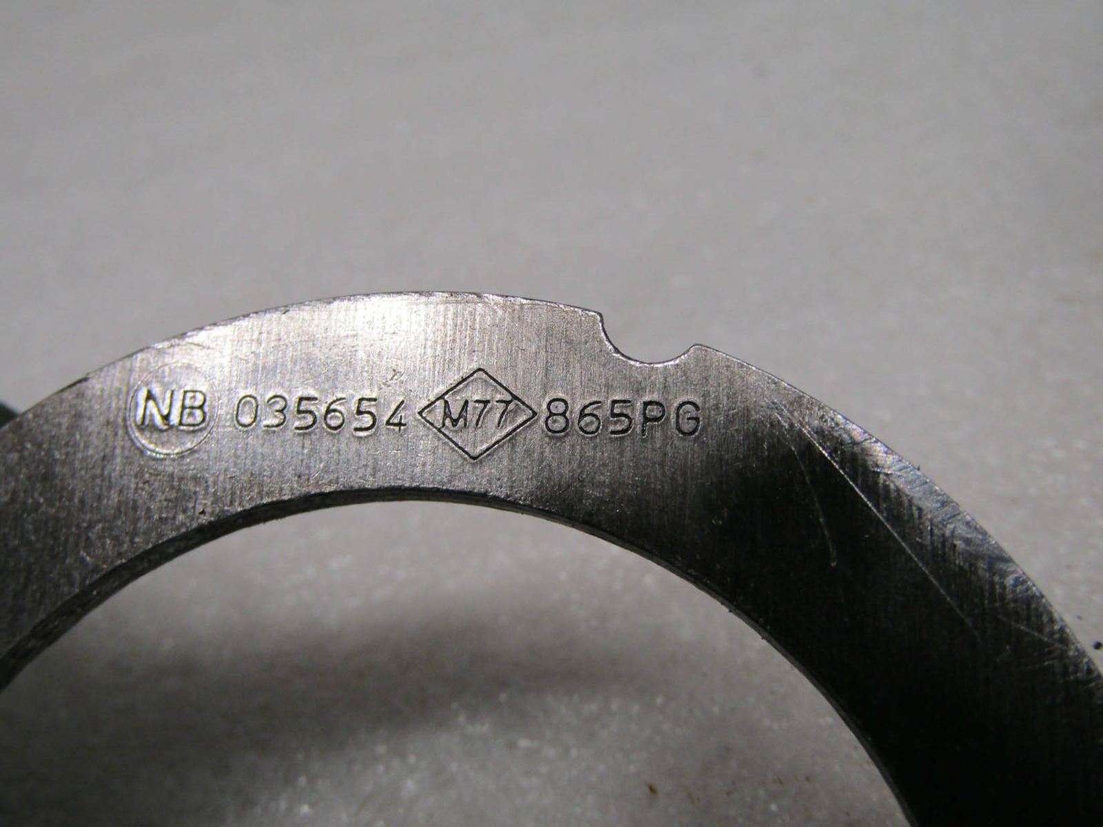 Renault Clio mk3 1.5 dci K9K 764 engine crank shaft end half moon ...