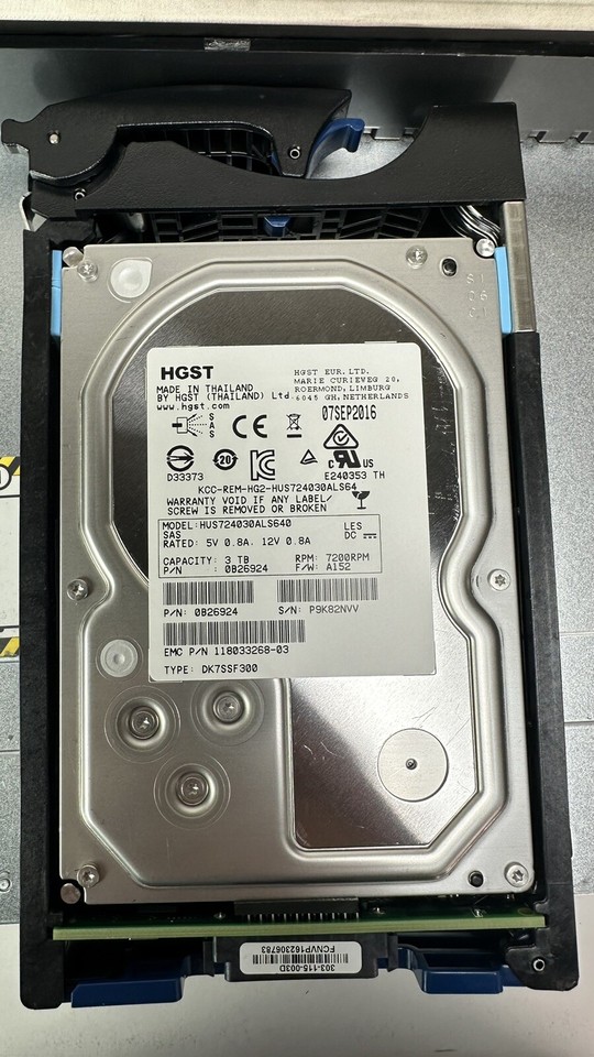 Dell EMC Unity VNX ES30 3U 45TB Disk Array Enclosure DAE 15x 3TB SAS ...