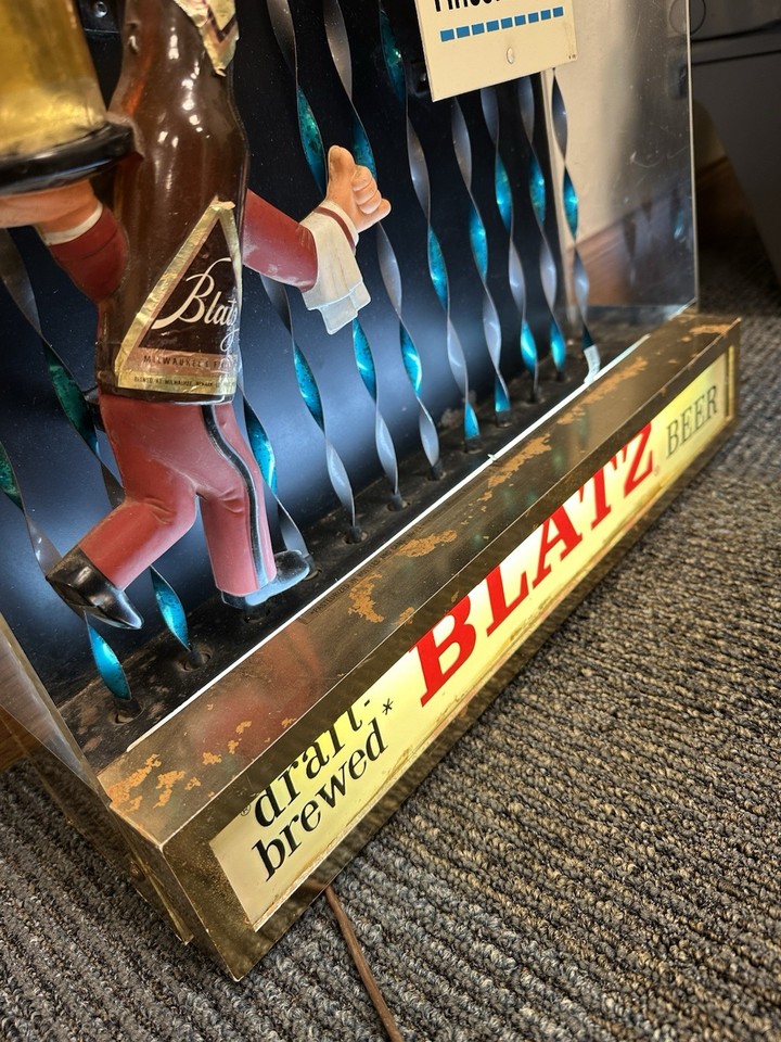 RARE VINTAGE BLATZ BEER BARTENDER MOTION SIGN DISPLAY BAR LIGHT 1960s ...
