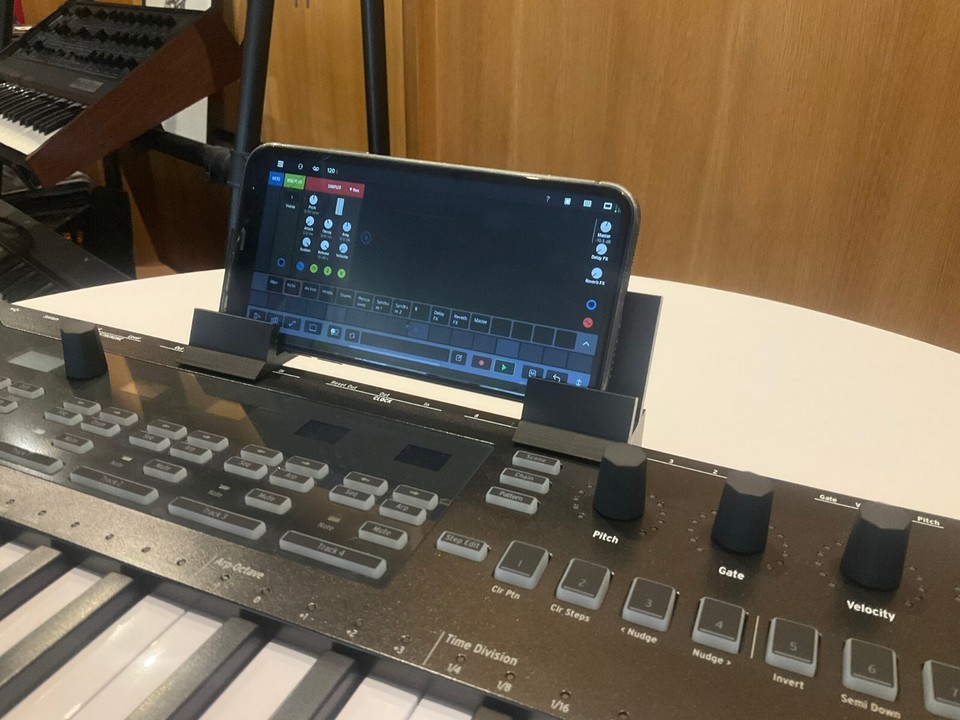 Stand Holder for Arturia KeyStep Pro Attach Your tablet IPAD ...