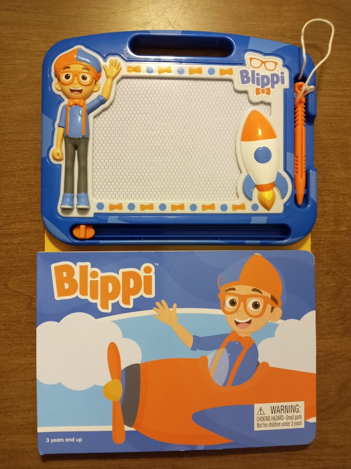 Blippi Magnetic Drawing Pad Pen Magna Doodle Story Book HTF EUC 2022 | eBay