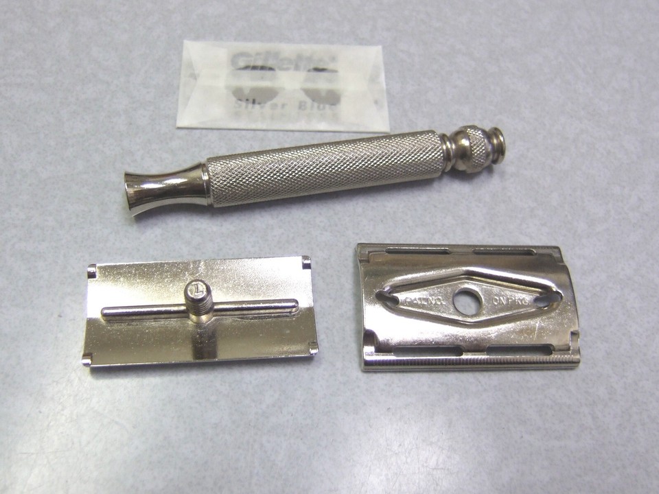 Vintage Gillette TECH DE Safety Razor w Blade A-1 1955 NICE CLEAN | eBay