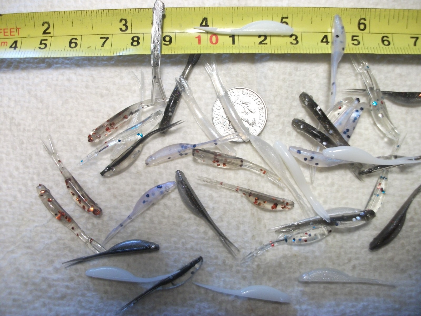 100-1 1/4" FLUKE MIX-crappie-panfish-minnow-grubs-kit-jig-split tails ...
